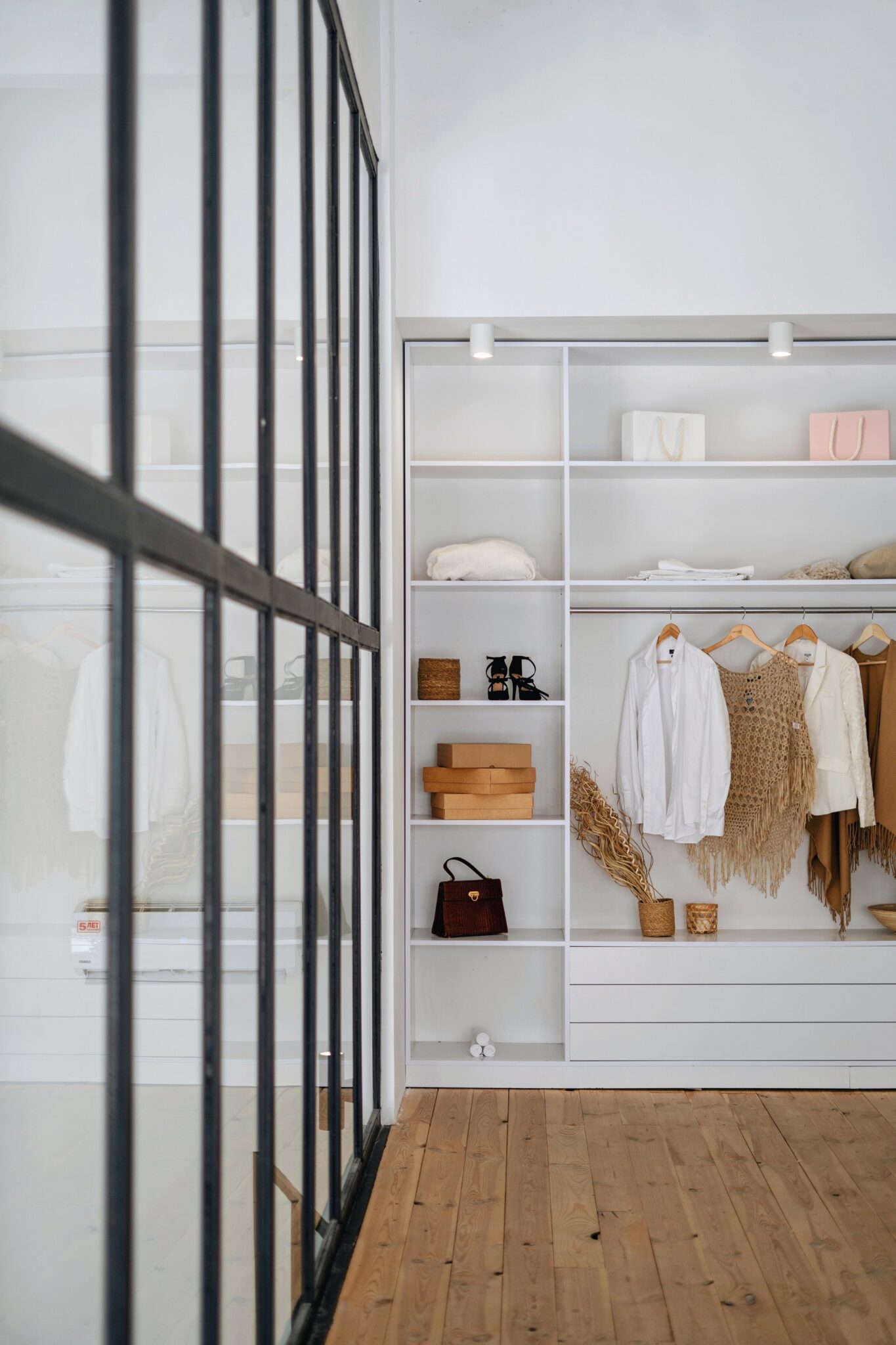 6 Easy Ways To Make Your Small Space Look Bigger – Small Space Love